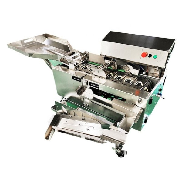 Quality Automatic Egg Breaker And Yolk Separator Machine 10800pcs/H for sale