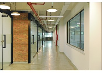 China Factory - Shanghai Zhilian Precision Machinery Co., Ltd.