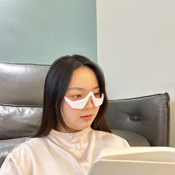 Quality 3D Eye Vibration LED Red Light Therapy Device for Anti-Aging and Puffiness Treatment for sale