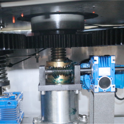 Quality 8000 BPH YG-8AS Full Automatic Rotary Capping Machine 80ml-1000ml With 8 Heads for sale
