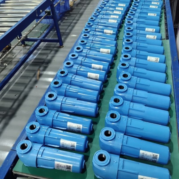 Quality Cartridge Filter Compressed Air Filter with 0.25 Bar Pressure Loss and Fiberglass Medium Material for sale