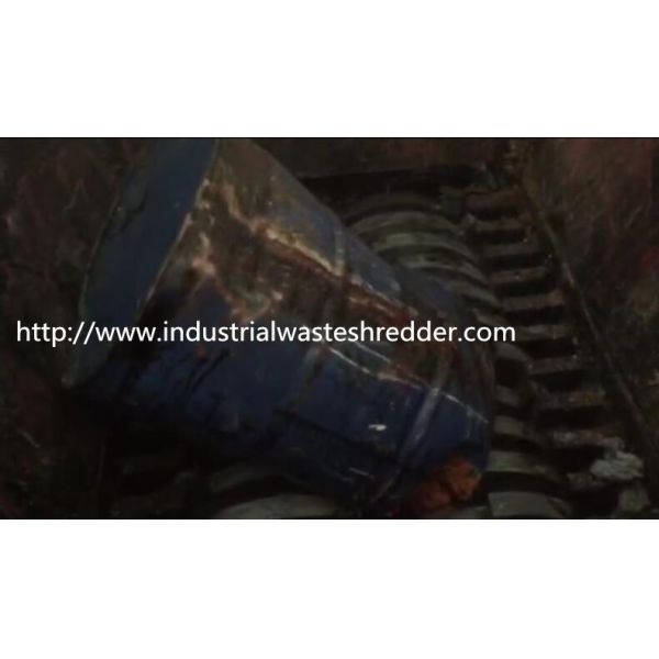 Quality Double Shaft Large Industrial Metal Shredder Auto Overload Reverse For PET Drum for sale