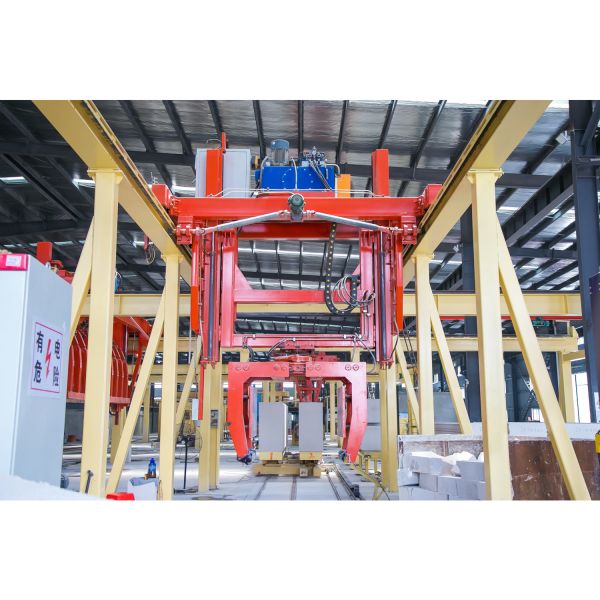 Quality ISO9001 Rotary Crane AAC Block Making Machine for sale