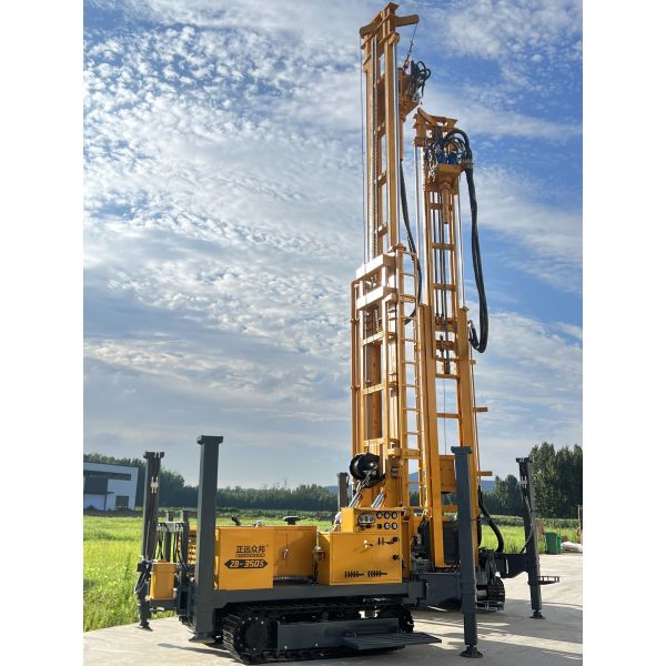 Quality Crawler Water Well Drilling Equipment 350m Energy Efficient For Mining for sale