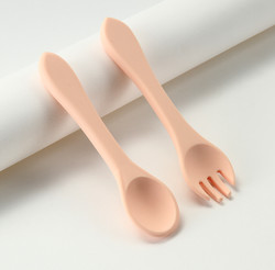 Quality Food Grade Silicone Baby Feeding Spoon Sustainable With Customize Logo for sale