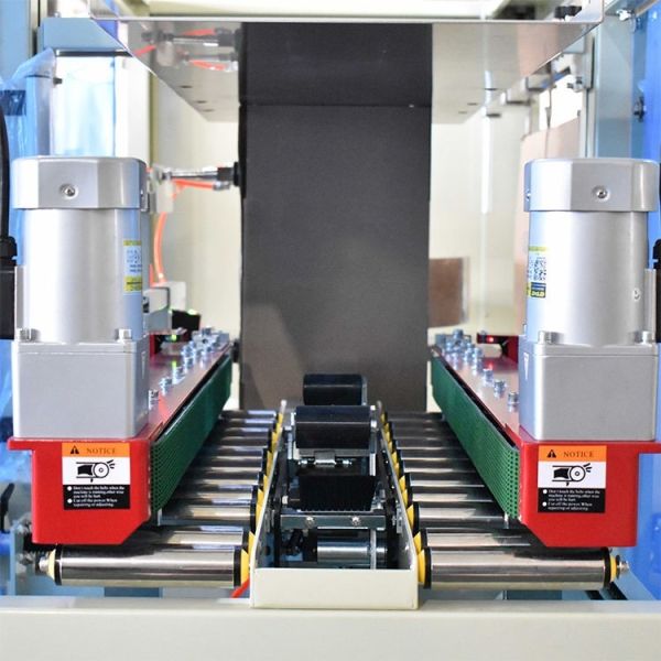 Quality Automatic PLC Sealing Machine With Gearbox Motor For Commodity for sale