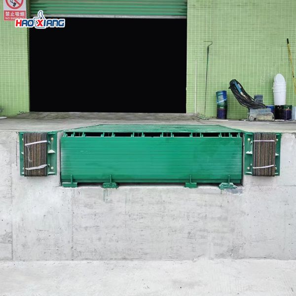 Quality Warehouse Container Yard Ramp Mobile Dock Leveler Hydraulic for sale