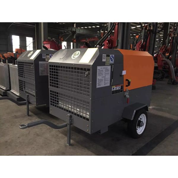 Quality 7 Bar 37 Kw 50HP Diesel Mobile Air Compressor For Mining / Building Site for sale