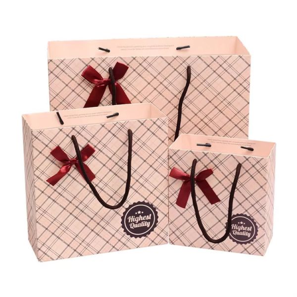 Quality Offset Printing Paper Bag With Handle Recyclable Gift Shopping Bag Customized for sale