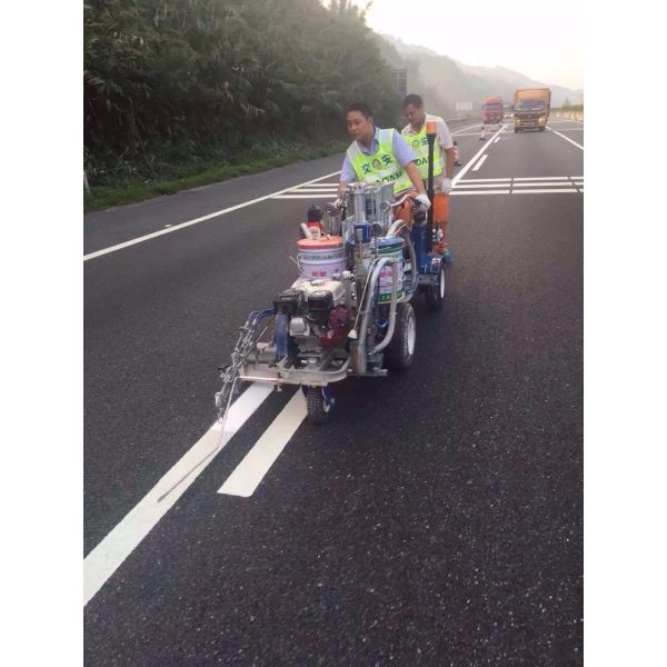 Quality Traffic Acrylic Pneumatic Road Marking Spray Paint Machine for sale