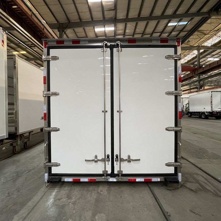 20FT Refrigeration Truck Box Body with FRP Sandwich Wall and Aluminum Duct Floor for Isuzu Truck Chassis