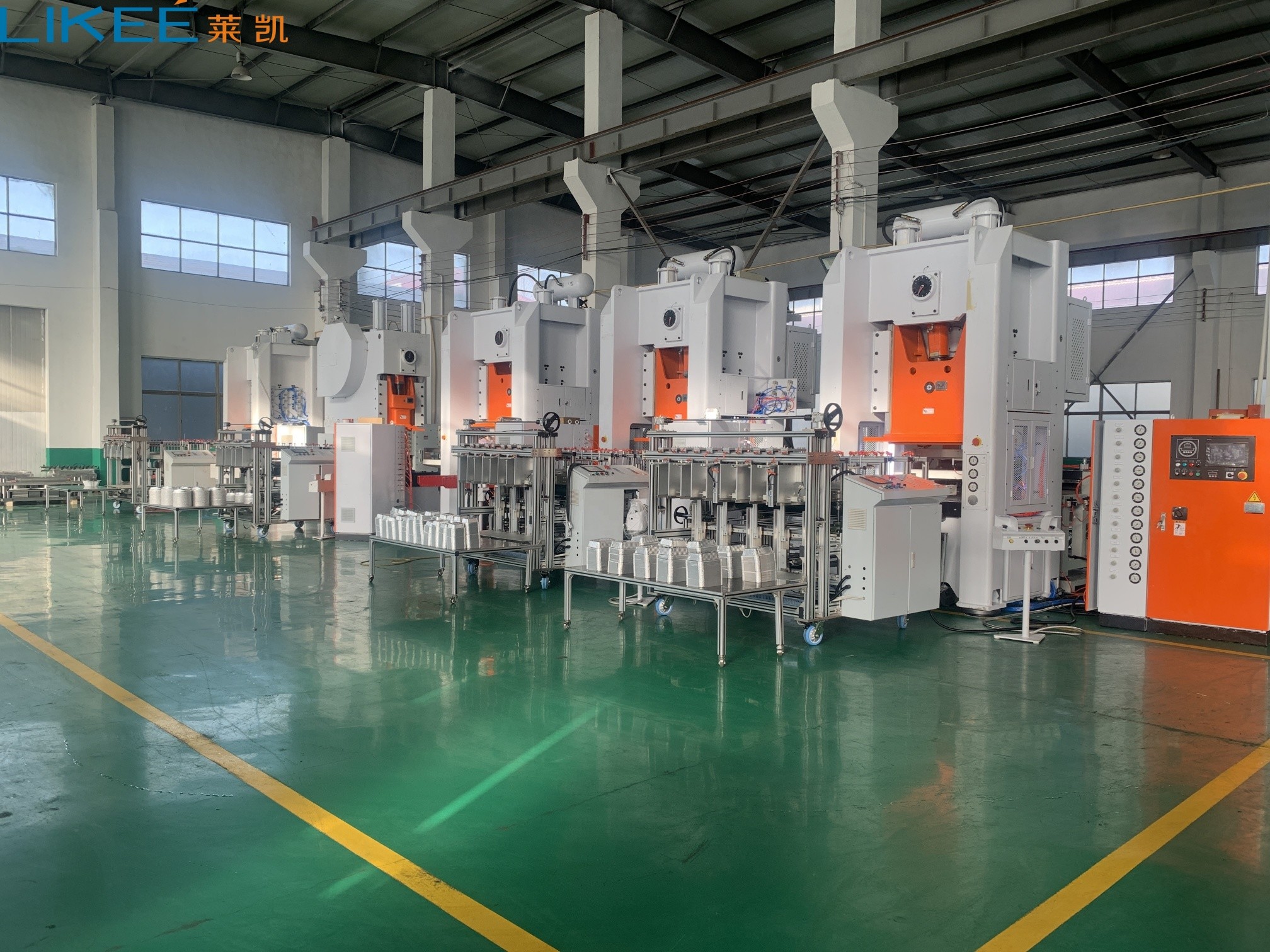 Quality Auto Stacker Disposable Aluminium Foil Box Making Machine for sale