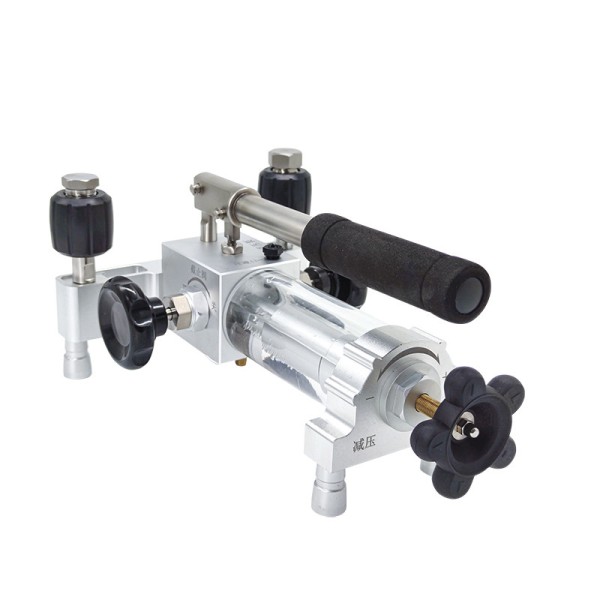 Quality Durable Portable Pressure Calibration Pump with Accurate Pressure Control for for sale