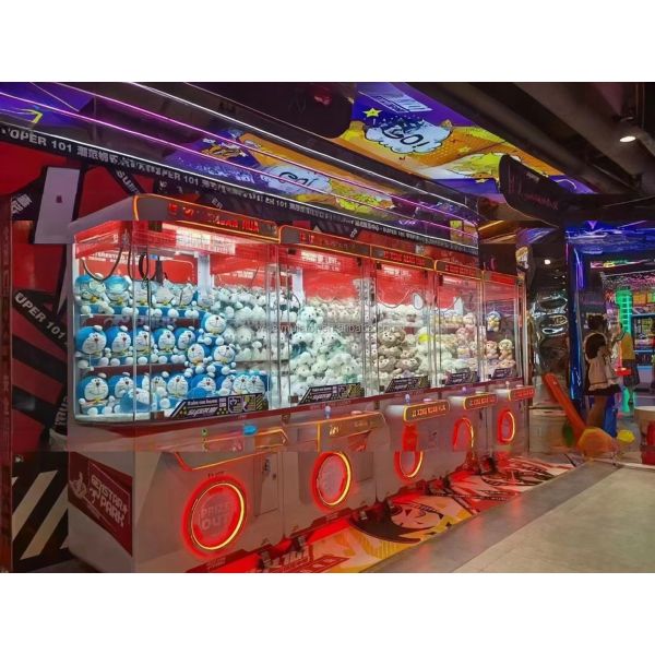Quality Coin Operated Gift Claw Game Machine CE Certificated High Durability for sale