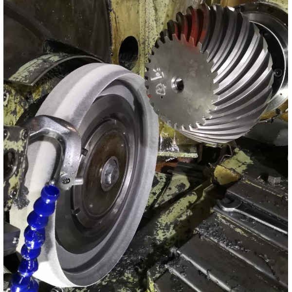 Quality 10 Module  Spiral Bevel Gear Shafts Gear Milling and Grinding for sale