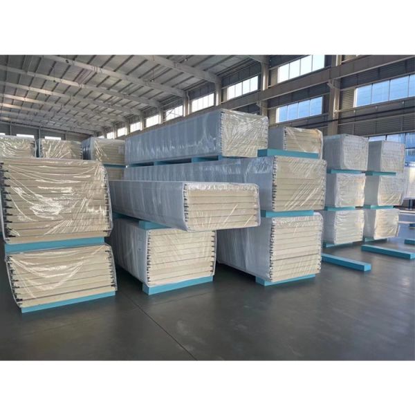 Quality 200mm Polyurethane Foam Sandwich Wall Panel Lightweight Prefab House Material for sale