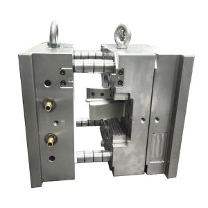 Quality High Polishing 500000 Shots S50C DME Plastic Injection Mold for sale
