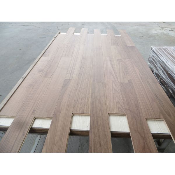Quality Slight Brushed Matt American Walnut Engineered Hardwood Flooring Natural Lacquer for sale