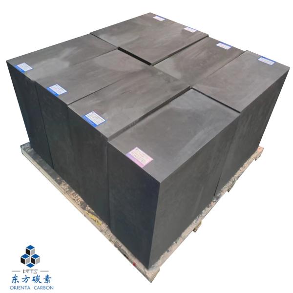 Quality EDM Industry Round Graphite Rods 8µm Grain Size Carbon Graphite Blocks for sale