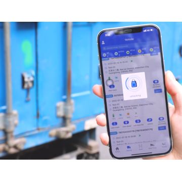 Quality GPS GSM Lock Real-time Tracking Waterproof Remote control GPS Tracker Padlock for sale