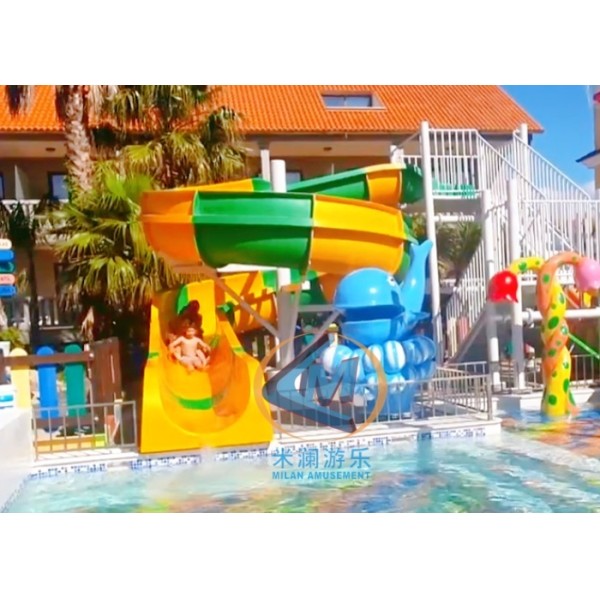 Quality Low Platform Curved Water Slide 1 Rider/Time Smooth Surface For Hotel Backyard Pool for sale
