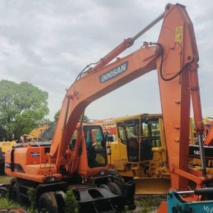 Quality Doosan 210w Used Construction Equipment Hydraulic Crawler Excavator 19800 Kg for sale