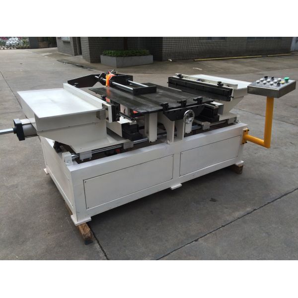 Quality Servo Pneumatic Radiator Core Builder Machine , Core Assembly Machine for sale