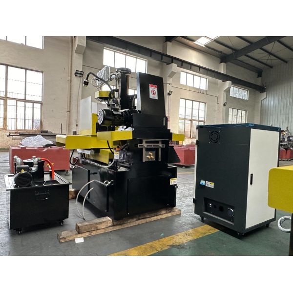 Quality Metal-Cutting CNC Machine Tools Single Cut CNC Medium Speed Wire Cut EDM Machine for sale