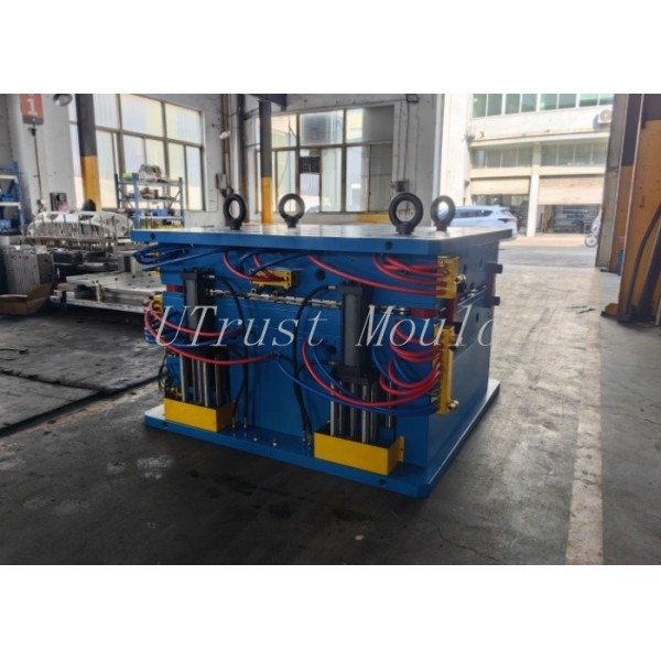Quality LFT-D Compression Mold for Side Plate 300000-1000000 Shots Life for sale