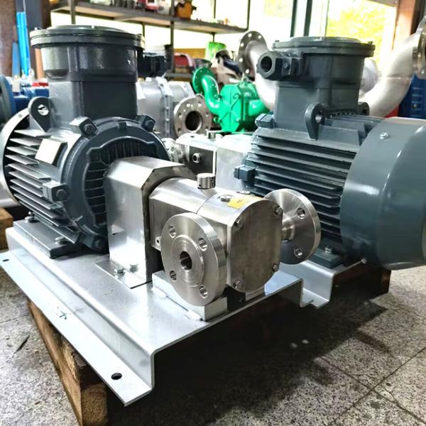 Quality Practical SS304 Sanitary Lobe Pump , 600Rpm Sanitary Positive Displacement Pump for sale