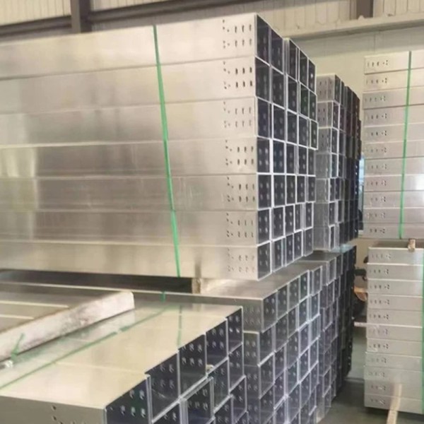 Quality Wall Mount Solid Cable Tray 50mm Height Organized and Neat for Indoor Installati for sale