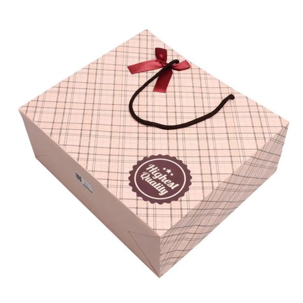 Quality Offset Printing Paper Bag With Handle Recyclable Gift Shopping Bag Customized for sale