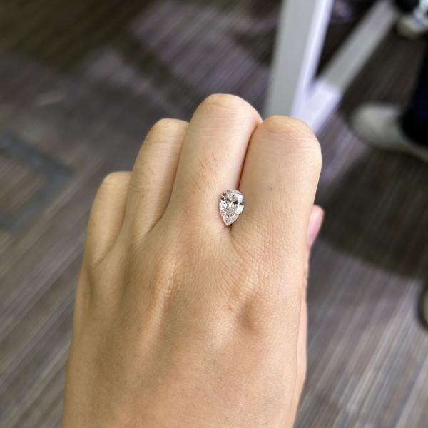Quality 1.57CT E VS1 2EX CVD Laboratory Diamonds Pear Cut IGI Certificated for sale