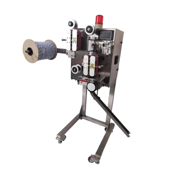 Quality CS-120 Automatic Desiccant Inserting Machine Desiccant Sachet Filling Machine for sale