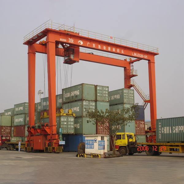 Quality 30.5t/35t/40.5t Rubber Tire RTG Container Crane Shipbuilding Gantry Crane for sale