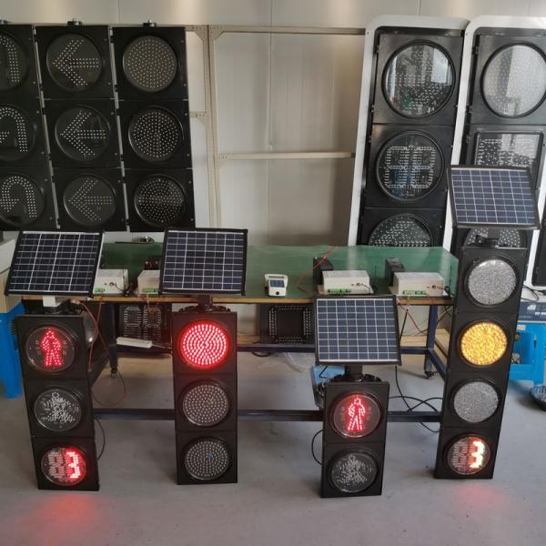 Quality Separate Unit EXW 44/22 Outlets Wireless Solar Traffic Light Controller for sale