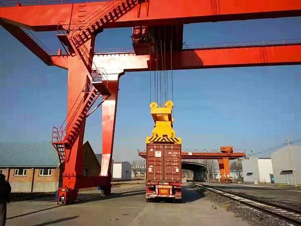 Quality A6 A7 Double Girder Gantry Crane For Your Manufacturing Process Brand New Beam Crane for sale