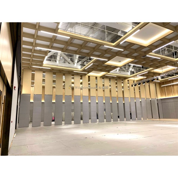 Quality Lightweight Commercial Partition Wall With Eco Friendly Materials for sale