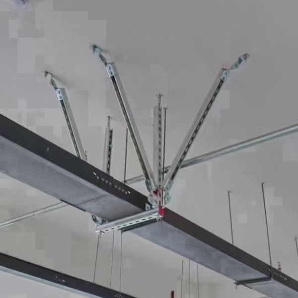 Quality Weatherproof Lateral Seismic Bracing Seismic Light Fixture Support For Cable for sale