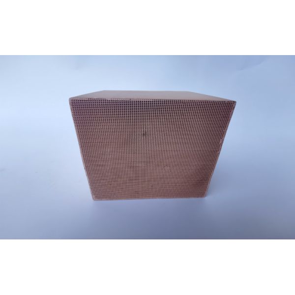 Quality Nox VOC Catalyst For Tail Gas Treating Unit  Spray Painted Waste Gas Purification for sale