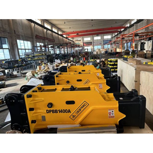 Quality 140 Diameter Chisel Hydraulic Breaker Hammer Silenced Type Less Breakdown for sale