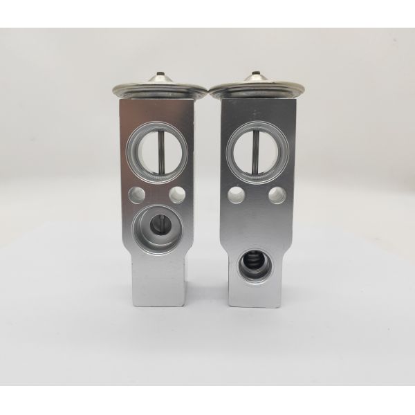 Quality Car Air Conditioner Expansion Valve 447500-1610 8851560150 8851507040 For Toyota Camry for sale