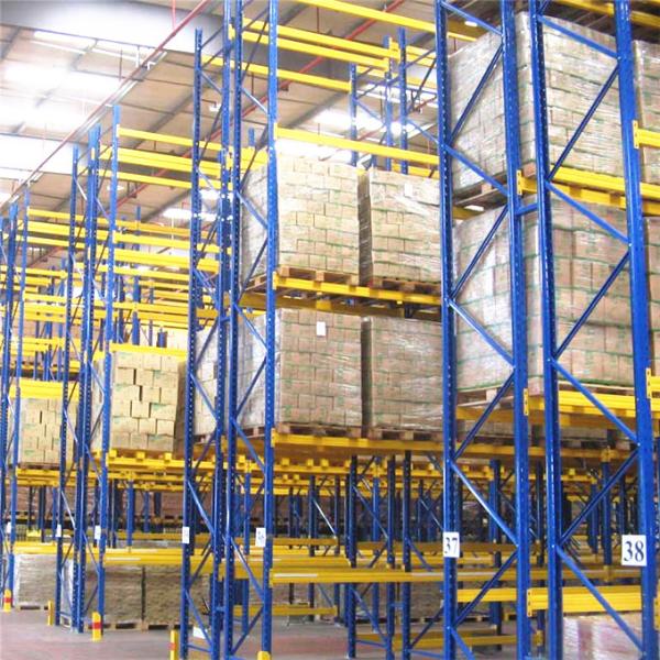 Quality Heavy Duty Warehouse Steel Selective Pallet Racking Customized 2.5T 2700mm for sale