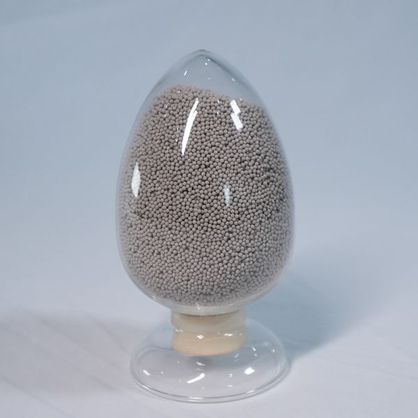 Quality Heat Stable Spherical Solid Catalyst CCR With 190m2/g-200m2/g Surface Area for sale