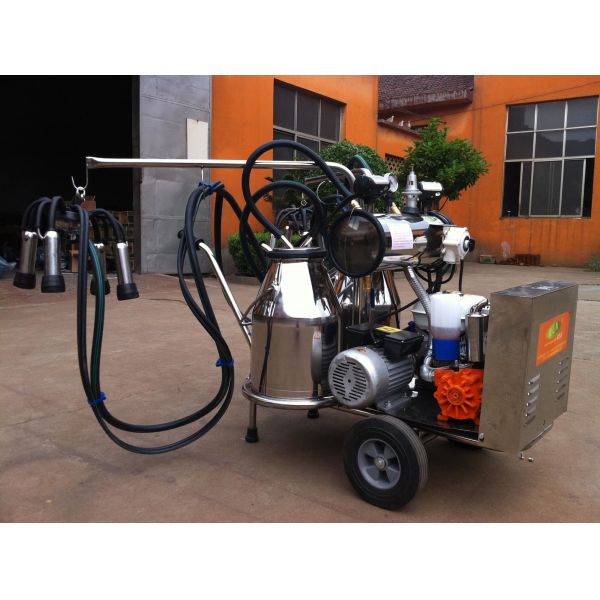 Quality Portable Food Grade SS Mobile Milking Machine With Gasoline Engine for sale