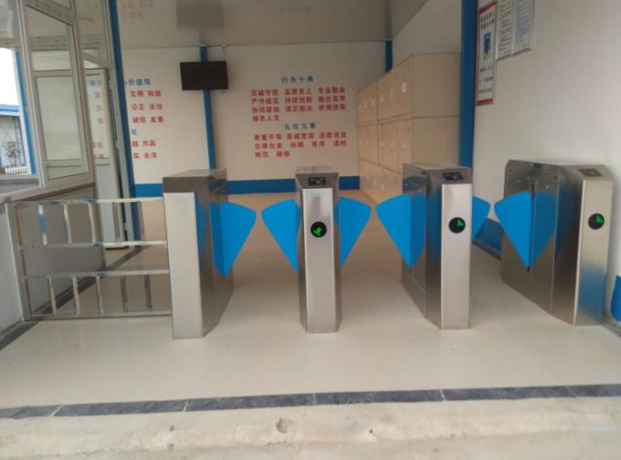 550mm Width SUS304 Flap Barrier Gate Access Control Indoor Outdoor Use 2