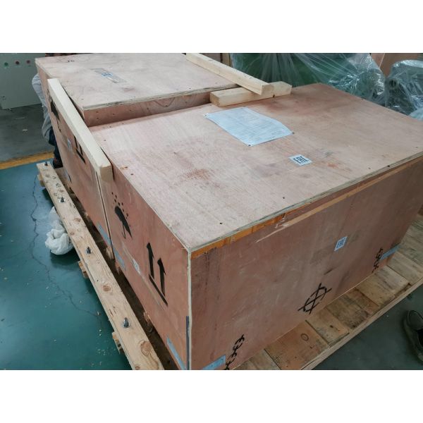 Quality Smooth Operating Centrifugal Oil Water Separator Self Cleaning PLC Control for sale
