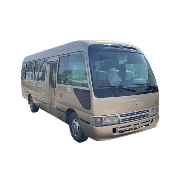 Quality 24 Seats Toyota Coaster Bus Well Refurbished with 7.00R16 Tires and G.V.W Kg 5900 for sale