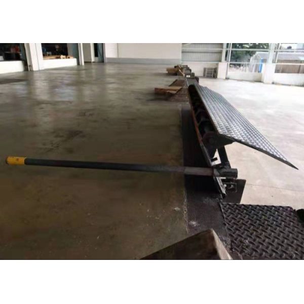 Quality Mechanical Edge Of Dock Leveler Mini Truck Loading Equipment System Simply for sale