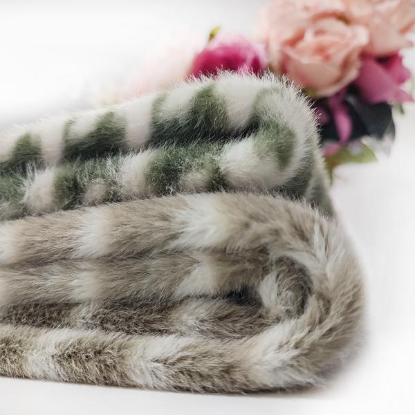 Quality 100% Polyester Patterned Faux Fur Fabric 380gsm 288F for sale